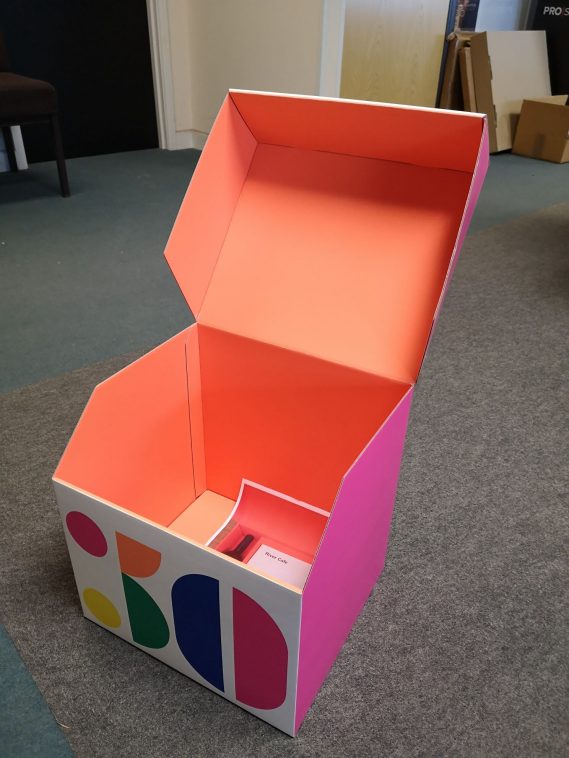 Studio Screen & Print – Large format digital print & screen printing
